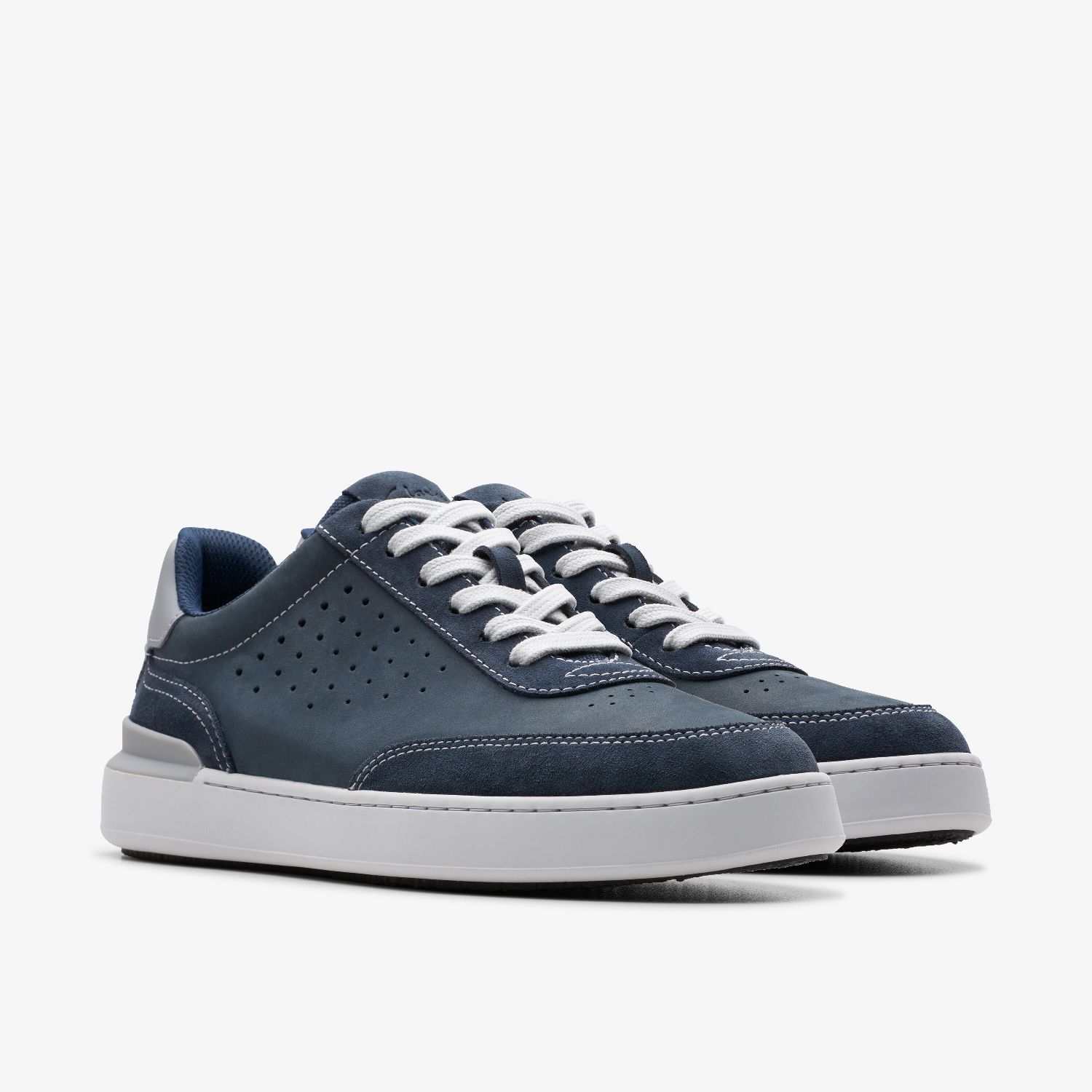 Clarks Courtlite Run Navy Nubuck online kopen! | G-Level